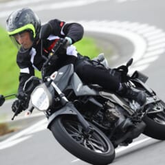 [写真] GIXXER-7 │ スズキ ジクサー250試乗インプレッション【軽快さが際立つ日常ネイキッド】 | WEBヤングマシン｜最新バイク情報