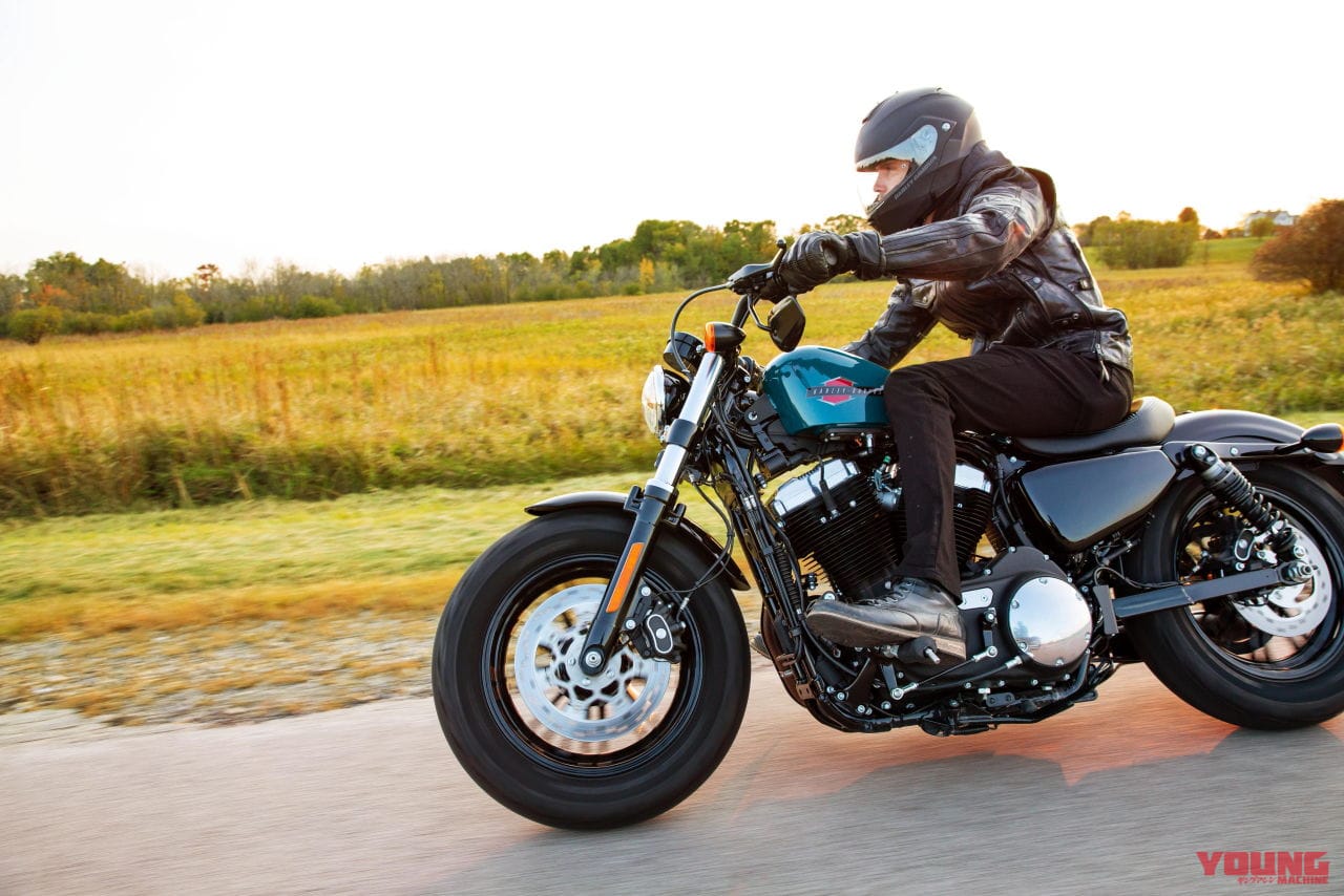 [写真] 201461_my21_xl1200x_hdi_riding_0159_jk │ 【SCOOP!】空冷スポーツスター・ファイナルエディション登場?! 新車で買えるのはこれが最後 ...