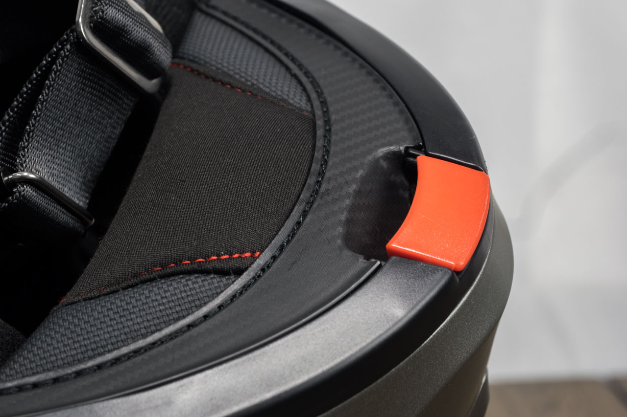 コスパを考えればシステムヘルメットもやっぱりコミネ HK-171FL試用レビュー│WEBヤングマシン｜新車バイクニュース